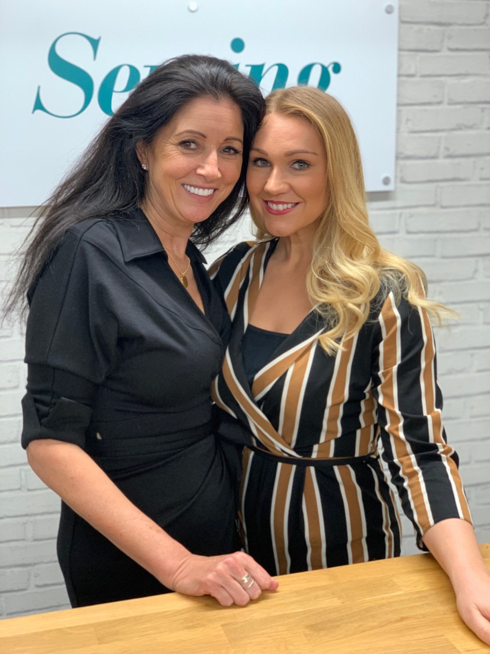 HANGING OUT ON SEWING STREET - SEAMS Beauty